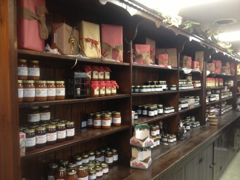 Farm Market - Butler's Orchard